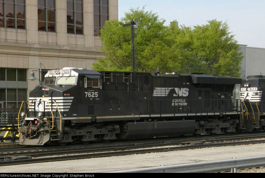 NS 7625